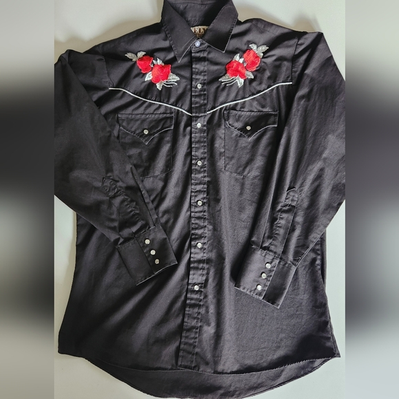Ely Cattleman | Shirts | Ely Cattleman Rose Embroidered Pearl Snap Mens Medium Shirt | Poshmark